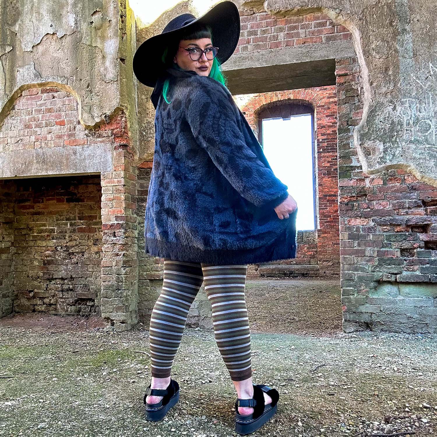 Cinnabar Footless Tights - Tyria - Tights & Clothes In Sizes 4-38 ...