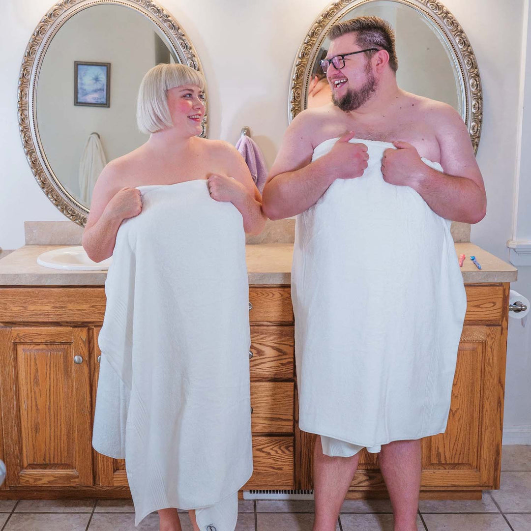 Luxury Extra Large Bath Towel in White - Snag – Snag Australia